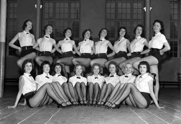 Impressive Retro Photos of Beautiful Dancers - Page 2 of 30 - BestPositive